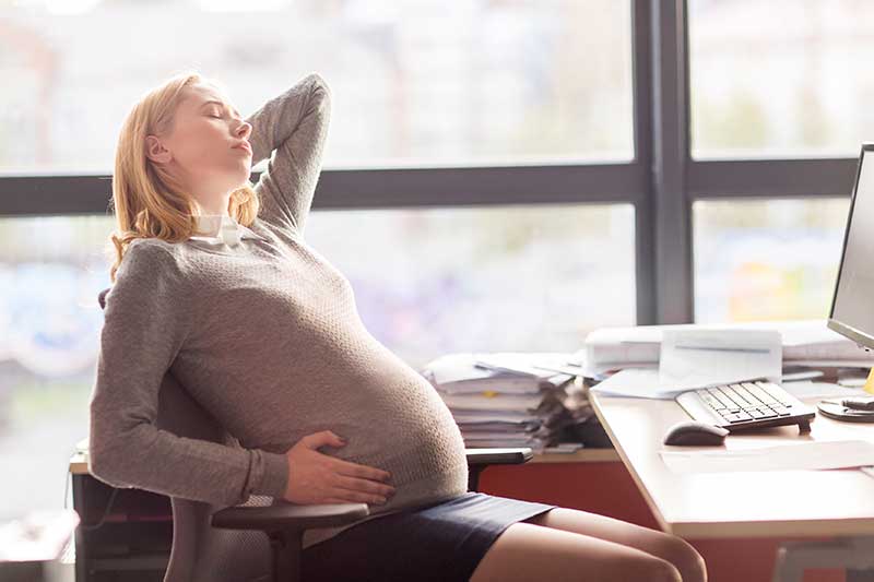 How to Handle Your Pregnancy at Work - HealthyPregnancy.com