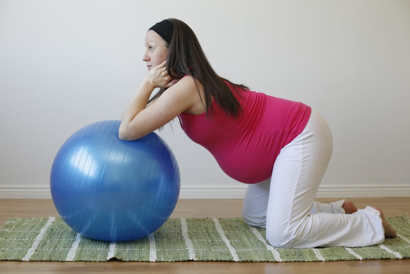 7 Tips for Considering a Natural Birth - Healthy Pregnancy