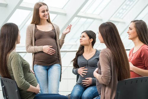 Making Girlfriend Time a Priority During Pregnancy - Healthy Pregnancy